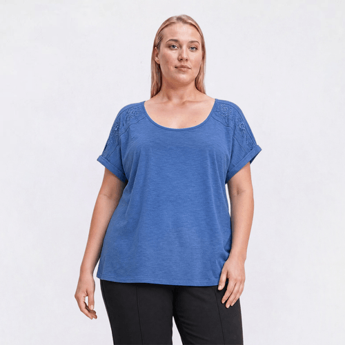 Click here for Plus Size Rio & Rian Short Sleeve Embroidered Flor... prices